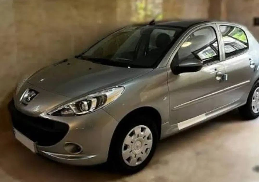 207 سقف فلز tu5.مدل 1403 در تهران - ۷ آذر ۱۴۰۴