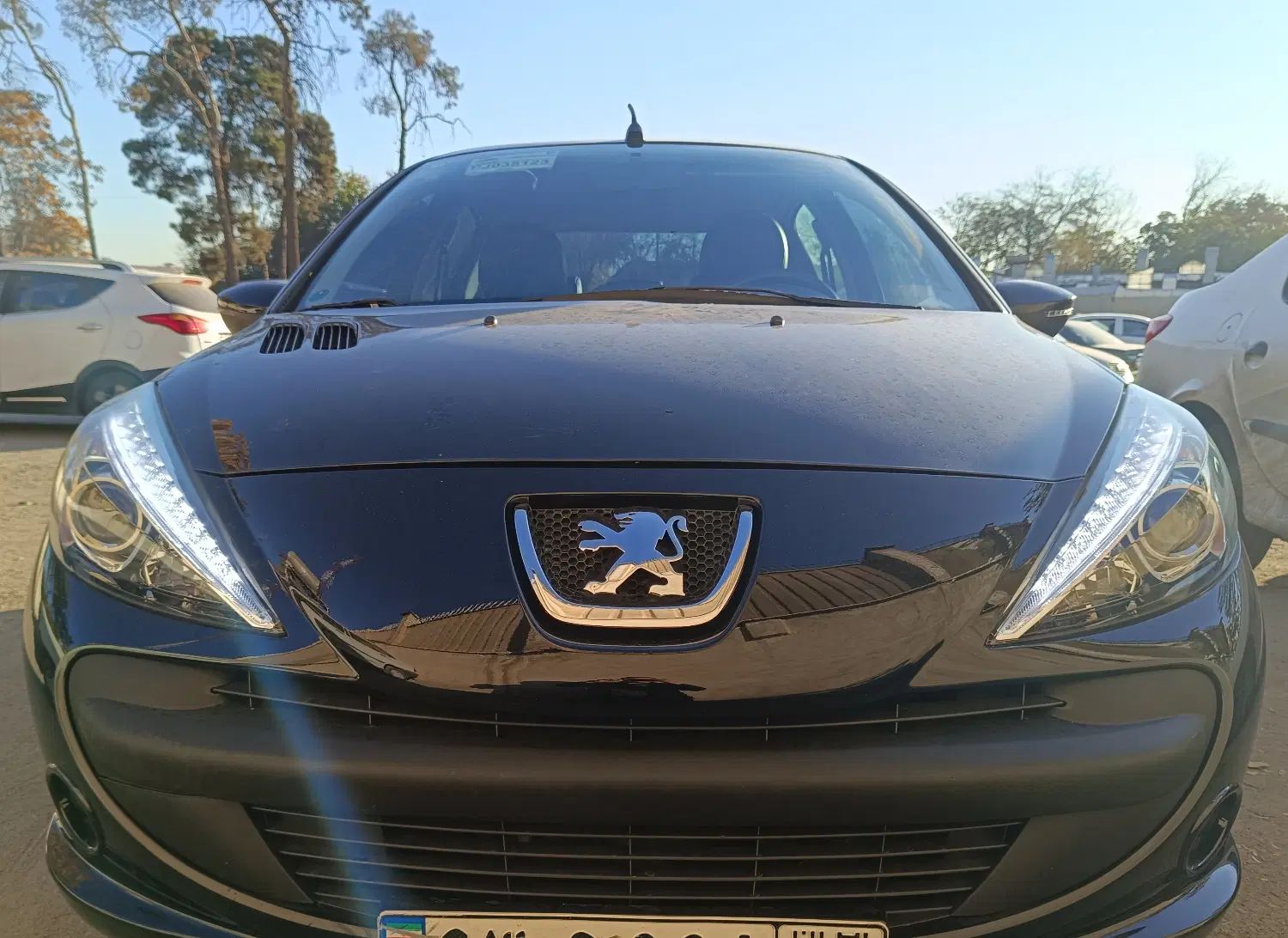 پژو 207i موتور TU5 سقف فلز مدل 1402 در تهران - ۲۷ آبان ۱۴۰۴