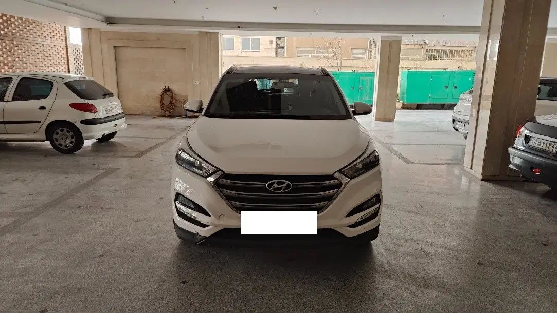 توسان فول دو دیفرانسیل TL (وارداتی -1 رادار)-2017 در تهران - ۲۶ آذر ۱۴۰۴