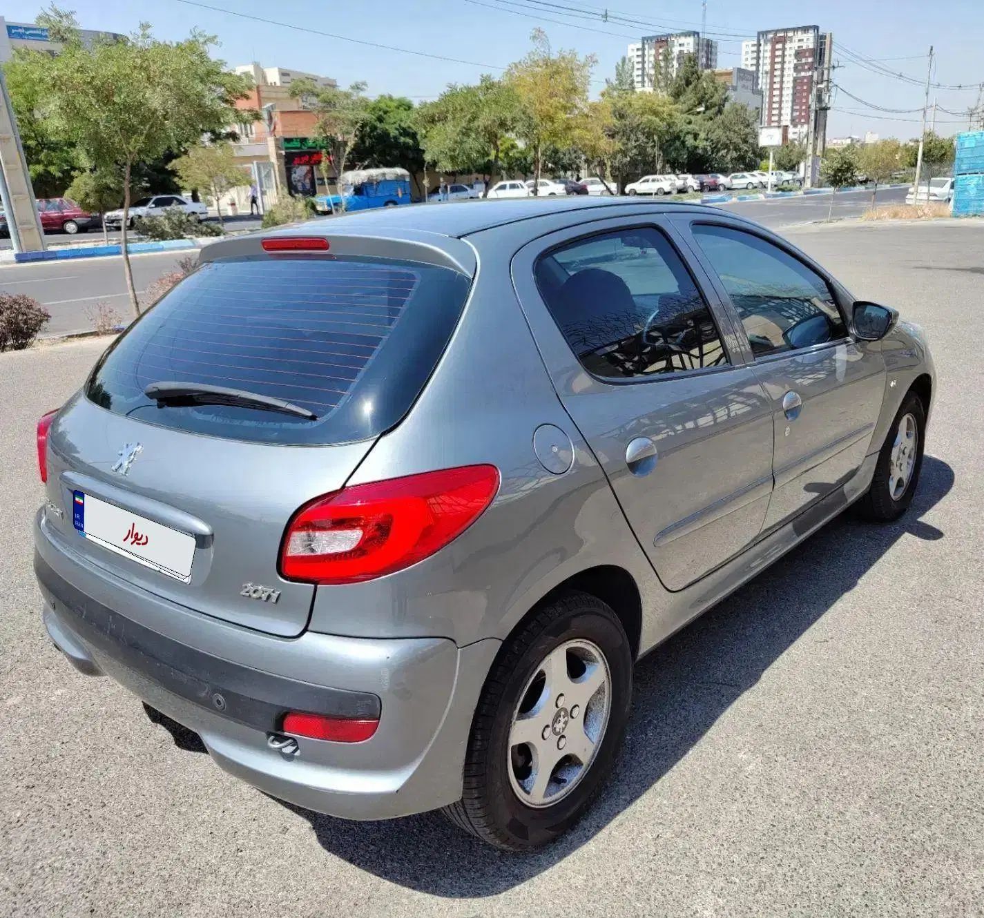 پژو 207 TU5 مدل 97 در تبریز - ۲۵ آبان ۱۴۰۴