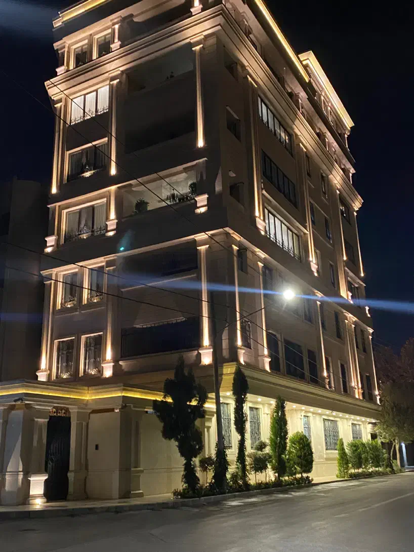 فروش فوری ۳۵۰متر لوکس_زیرقیمت واقعی_بزرگمهر جنوبی در مشهد - ۴ دی ۱۴۰۴