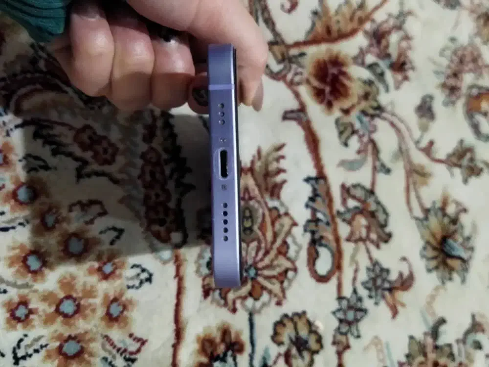 گوشی ایفون 12 در تهران - ۵ دی ۱۴۰۴