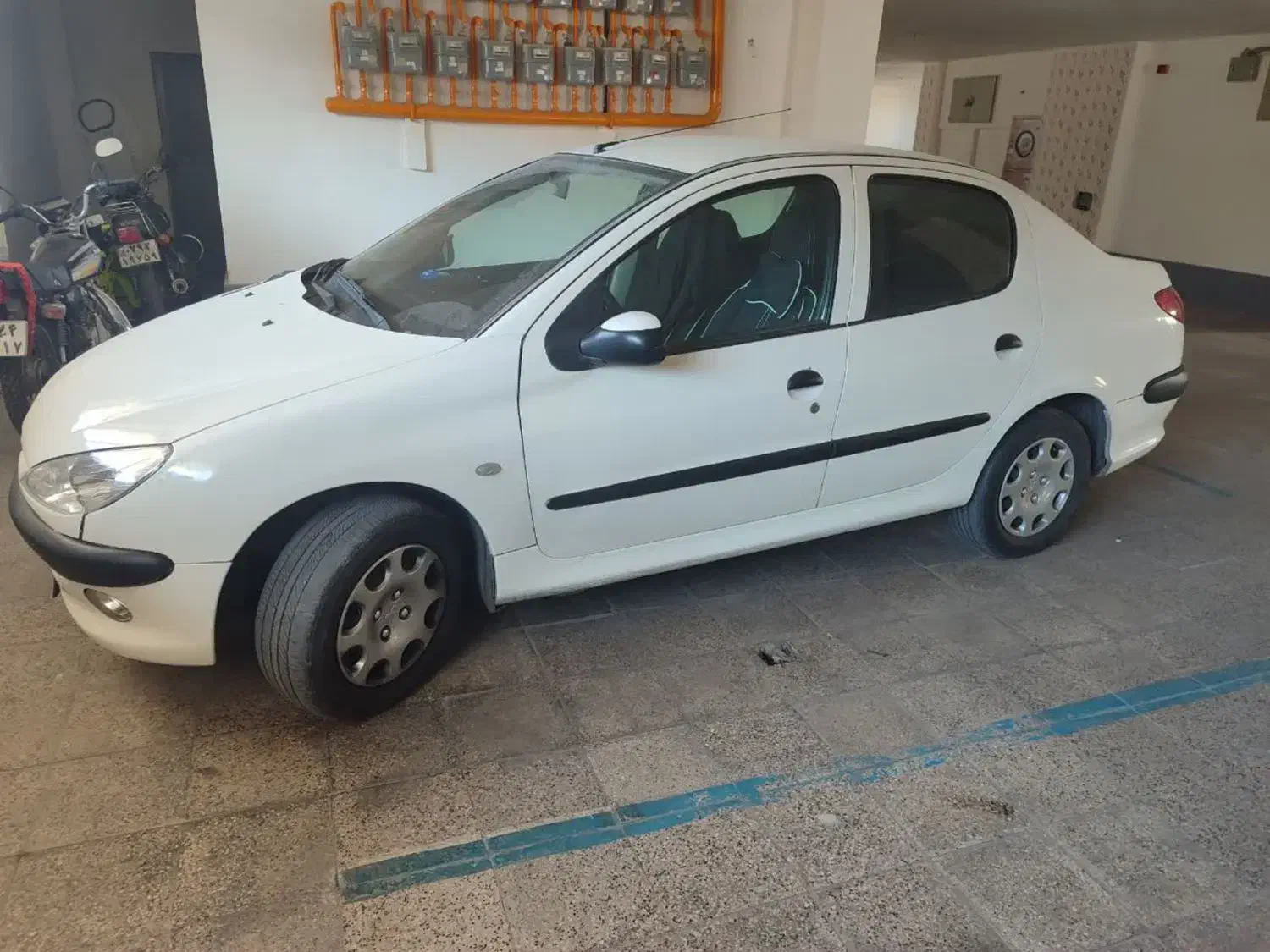 پژو 206 SD مدل 1388 در مشهد - ۱۸ آبان ۱۴۰۴