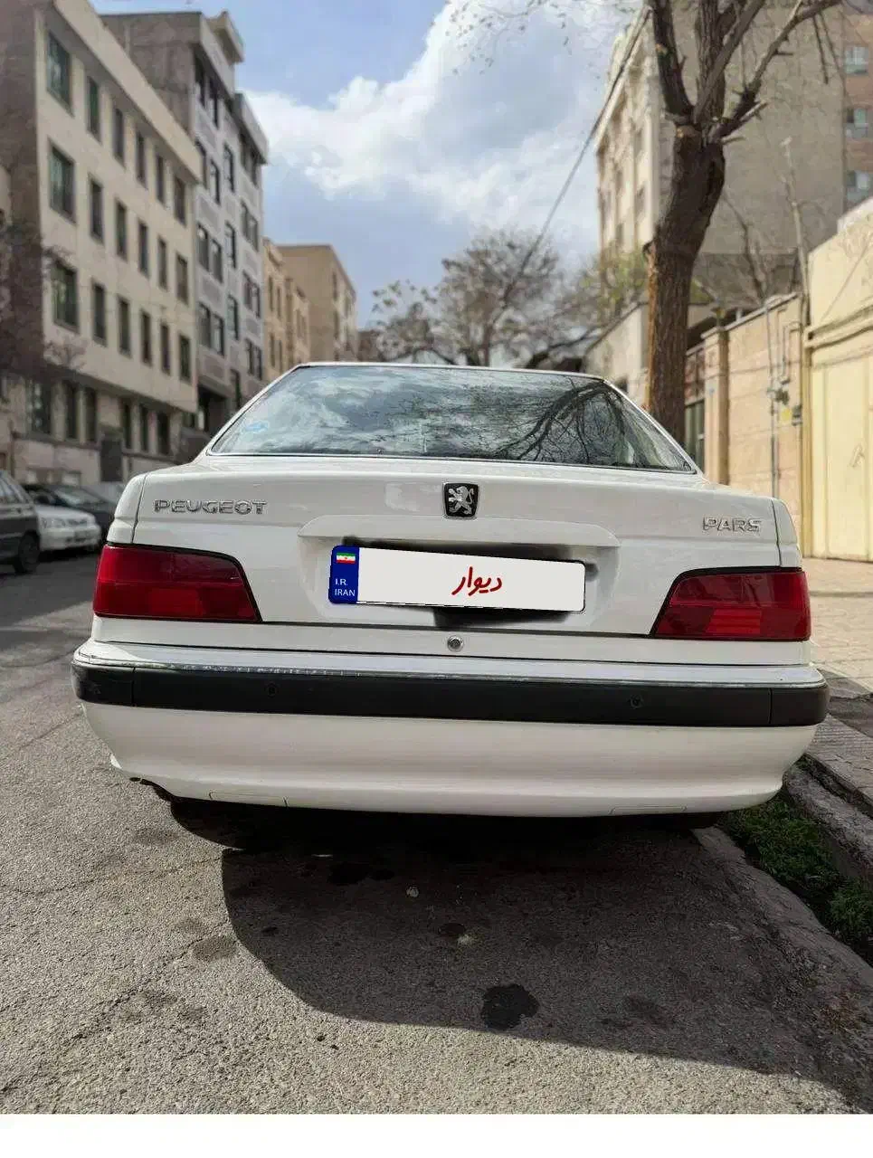 پژو پارس tu5 مشابه صفر در قزوین - ۷ آبان ۱۴۰۴