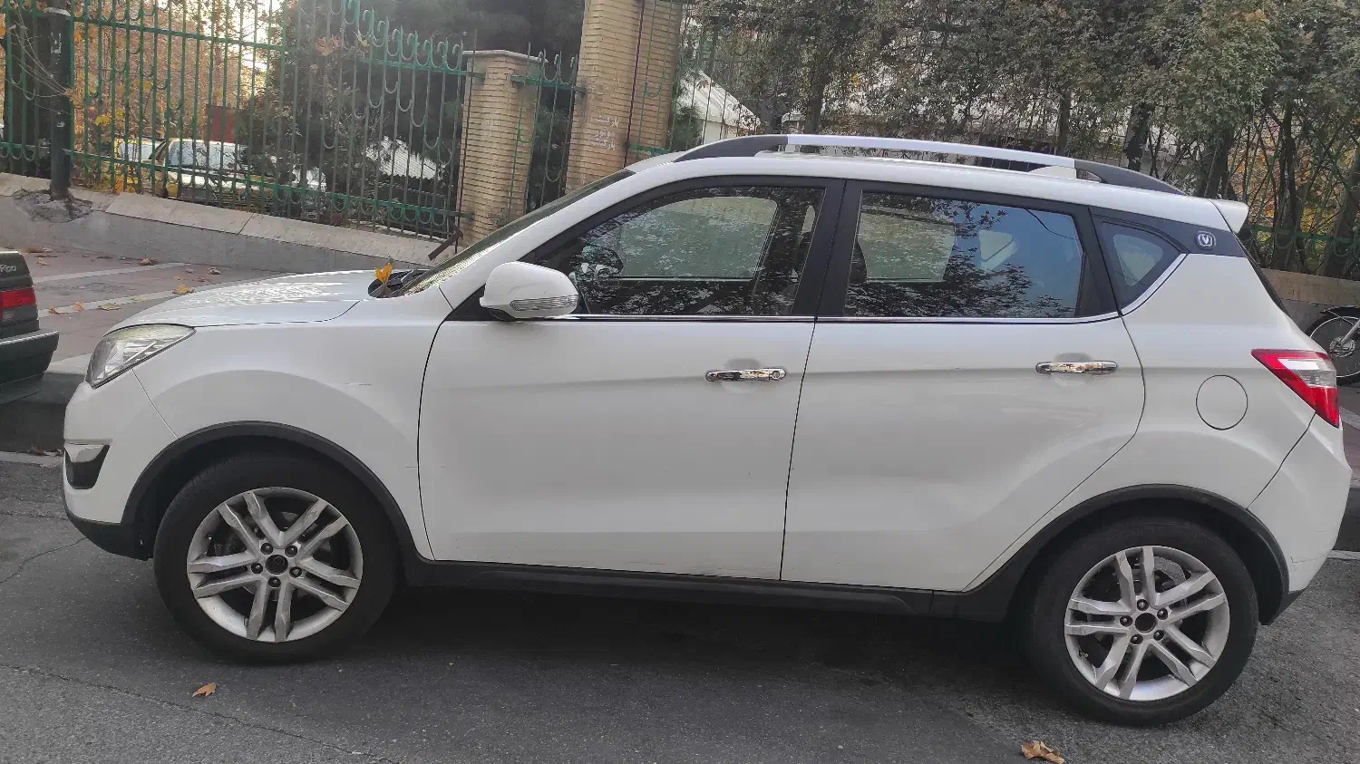 فروش خودرو چانگان cs35 در تهران - ۲۶ آبان ۱۴۰۴