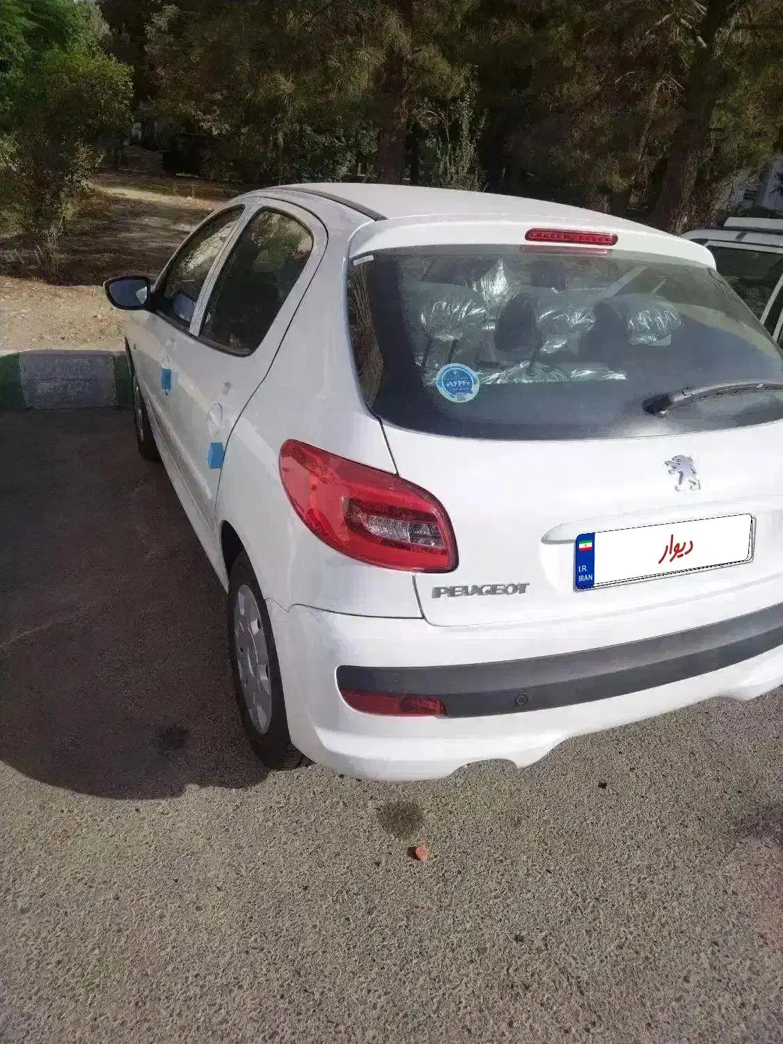 پژو207. tu5 مدل 1404 صفر کارت طلایی در تهران - ۱۴ آبان ۱۴۰۴