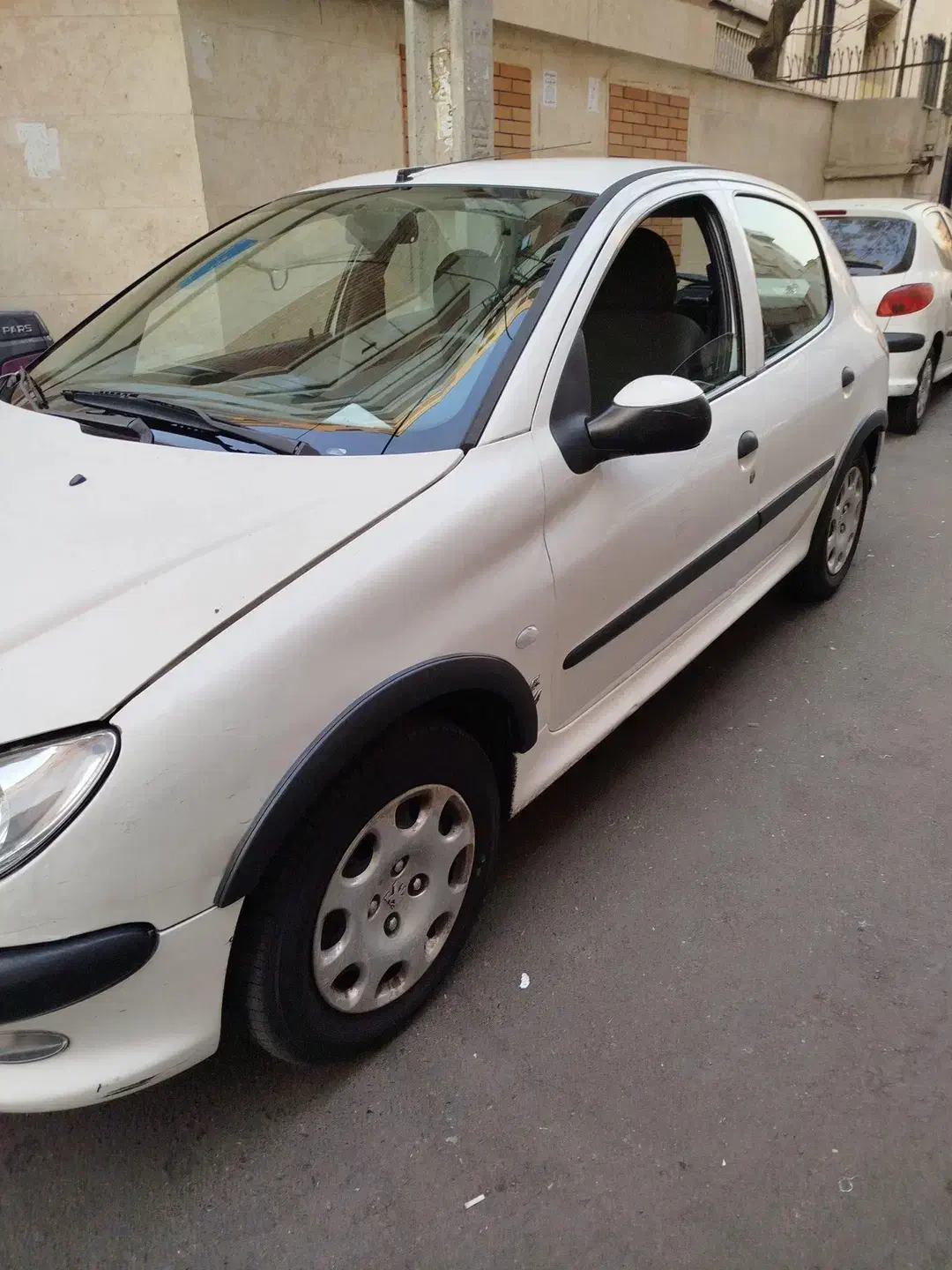 206 TU5 1395 در تهران - ۲ آذر ۱۴۰۴