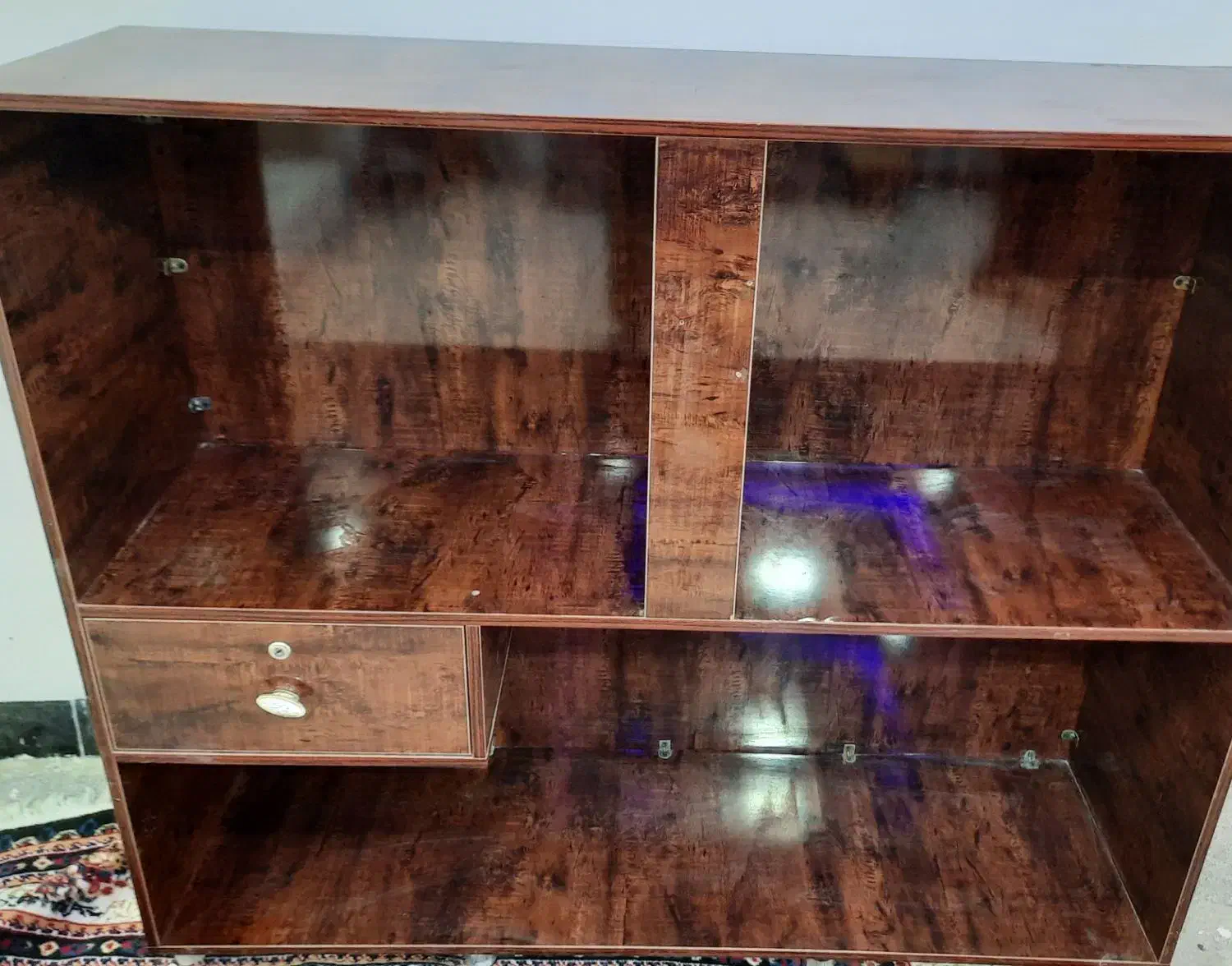 میز کار ، ویترین نو نو در کوهدشت