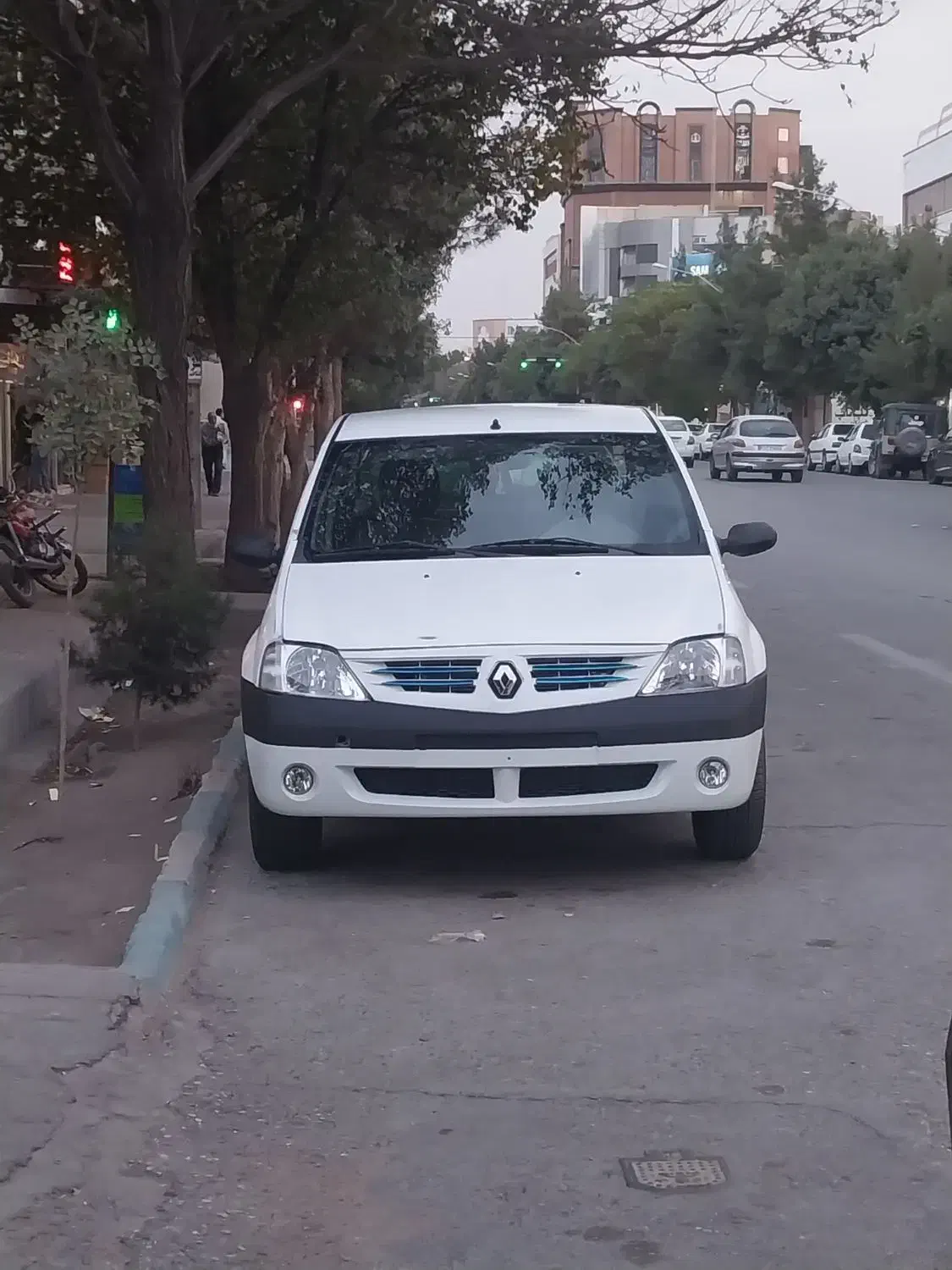 ال 90 E2 در کرمان - ۱۱ آبان ۱۴۰۴