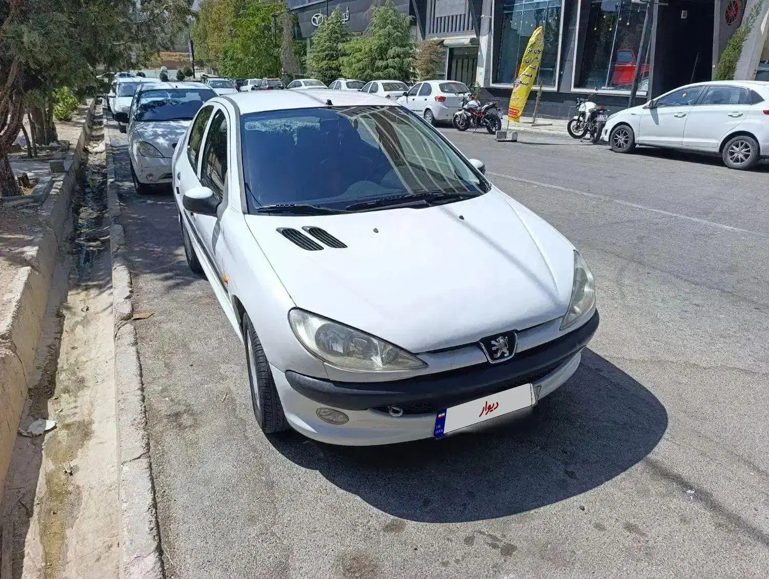 پژو 206 sd tu5 در شیراز - ۲ آذر ۱۴۰۴