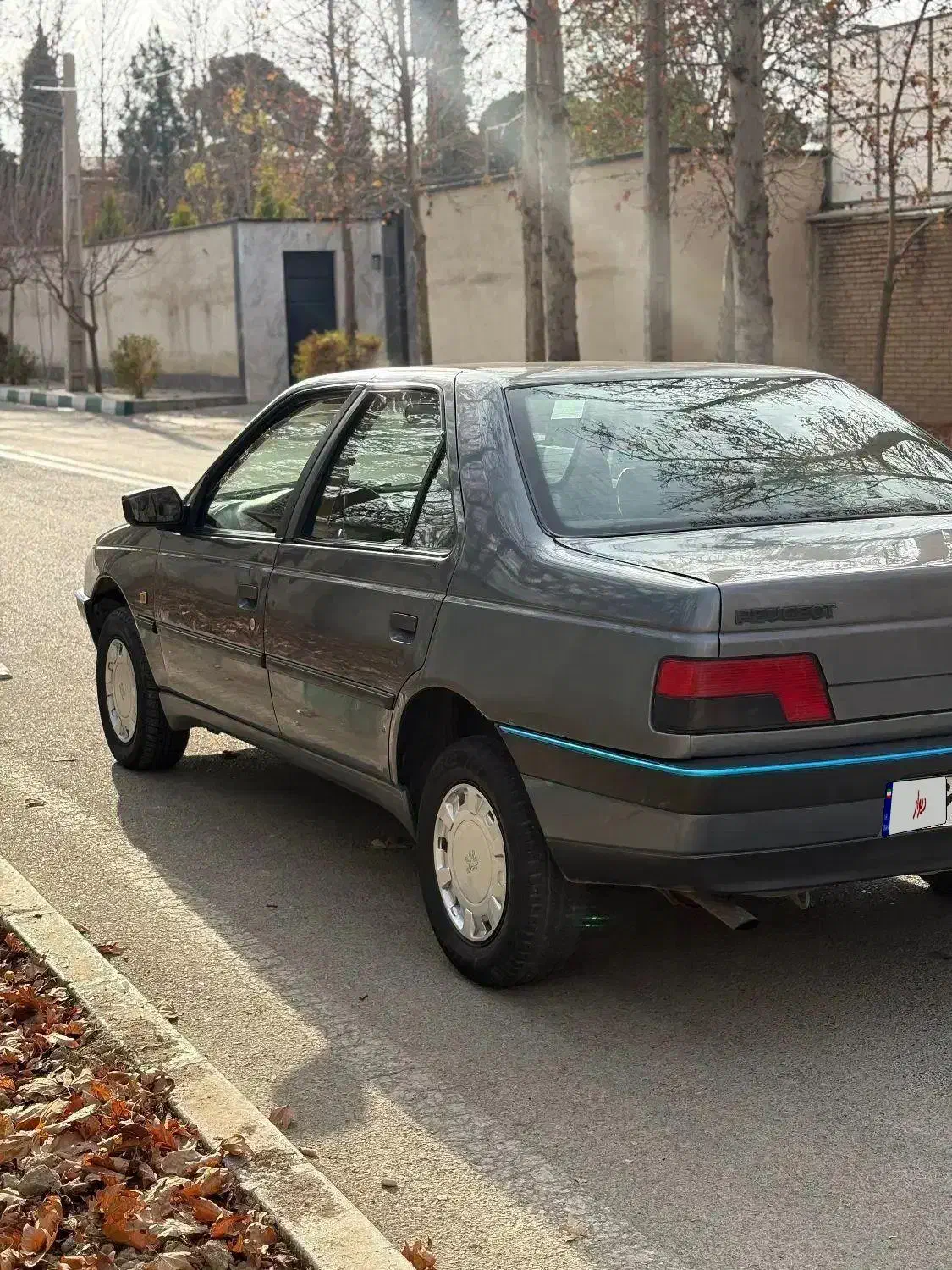 405 مدل 95 در محمدشهر - ۲۹ آذر ۱۴۰۴