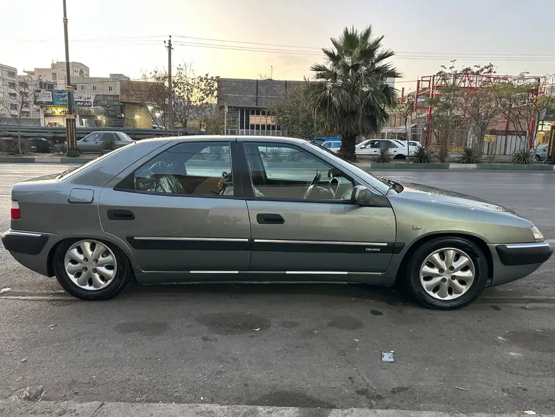 فروش در ساوه - ۴ دی ۱۴۰۴