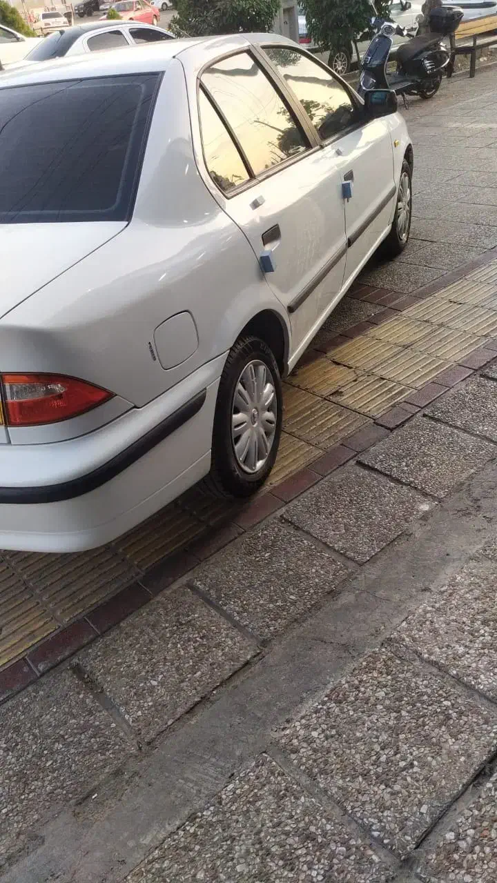سمند ef7 مدل 97 دوگانه کارخونه در شیراز - ۳ آبان ۱۴۰۴