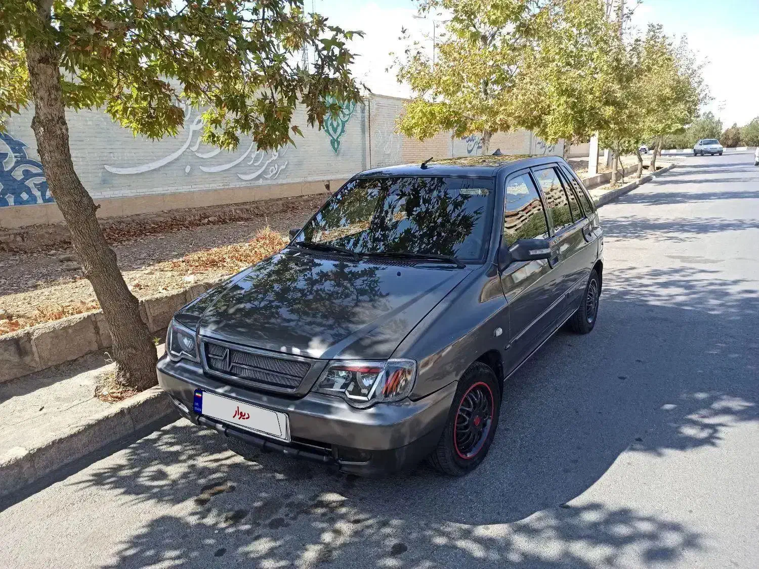 پراید 111 مدل 95 موقعیت صدرا در شیراز - ۲۹ آذر ۱۴۰۴