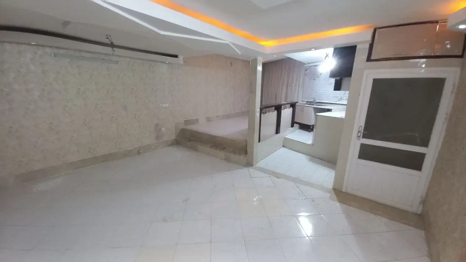 خانه اجاره و رهن در مشهد - ۳ دی ۱۴۰۴