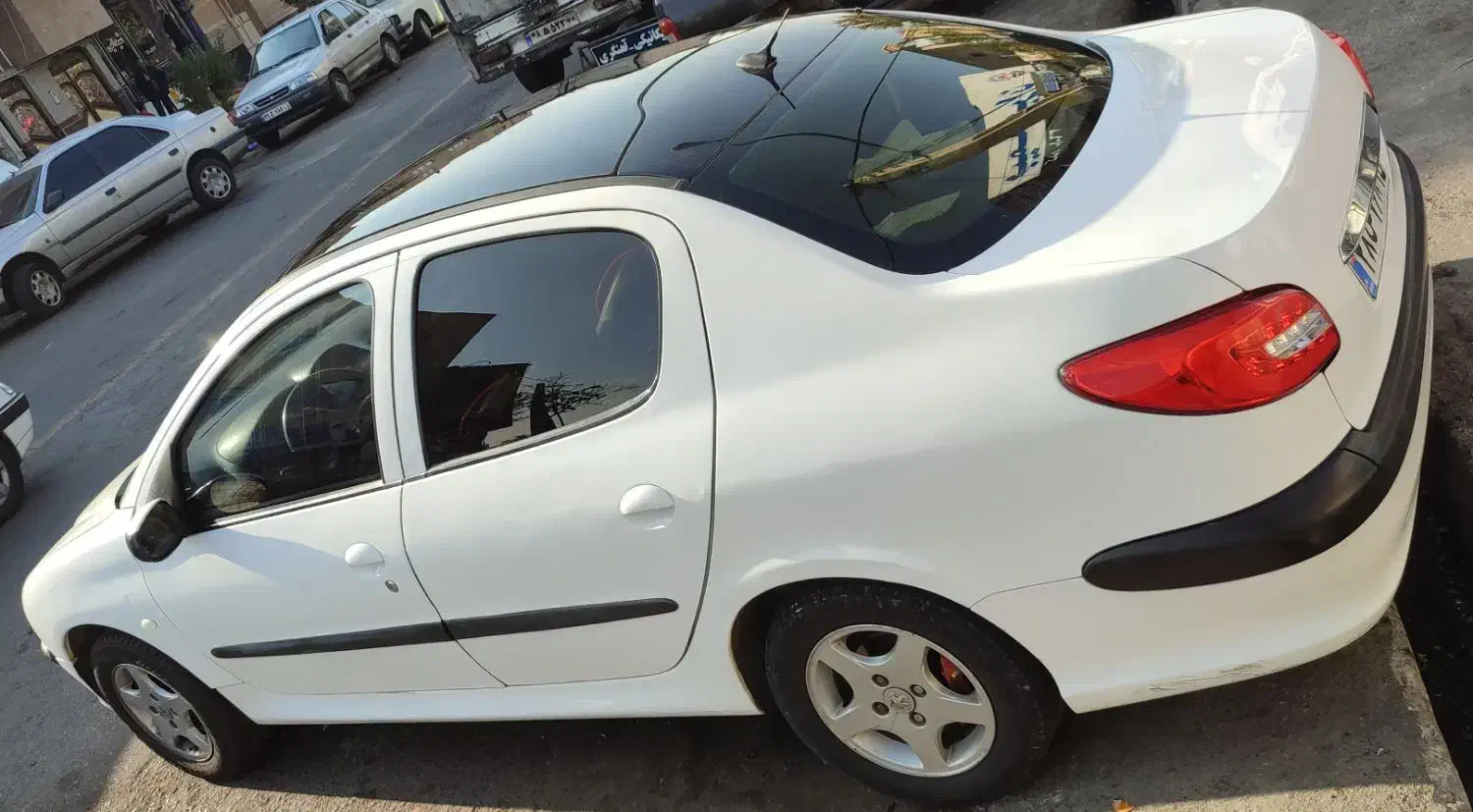 206 SD TU5 مدل 90 سقف شیشه در تبریز - ۶ آذر ۱۴۰۴