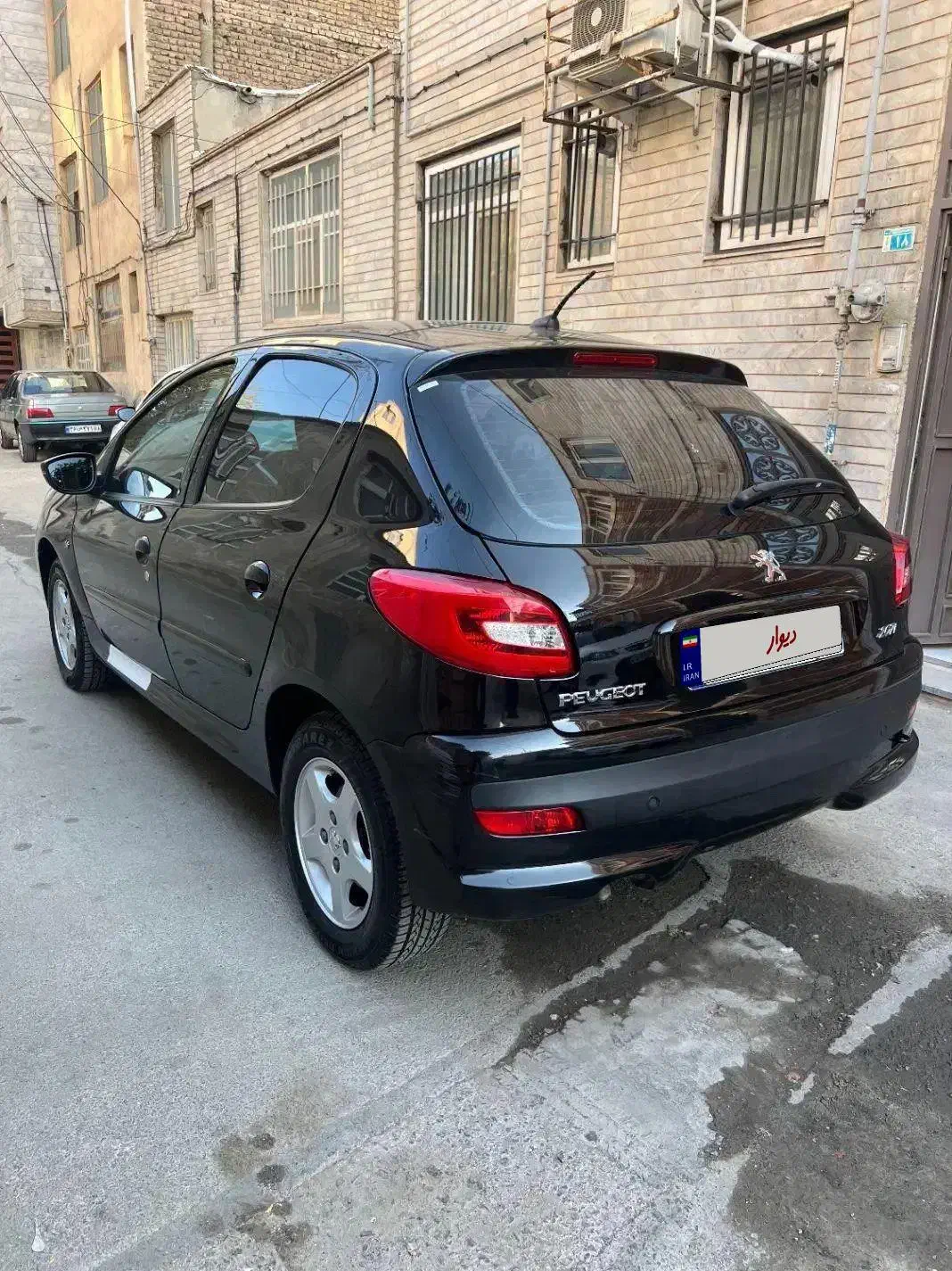 207‌پانوراما 1403 دنده ای ارتقا یافته tu5 در کرج - ۱۴ آبان ۱۴۰۴