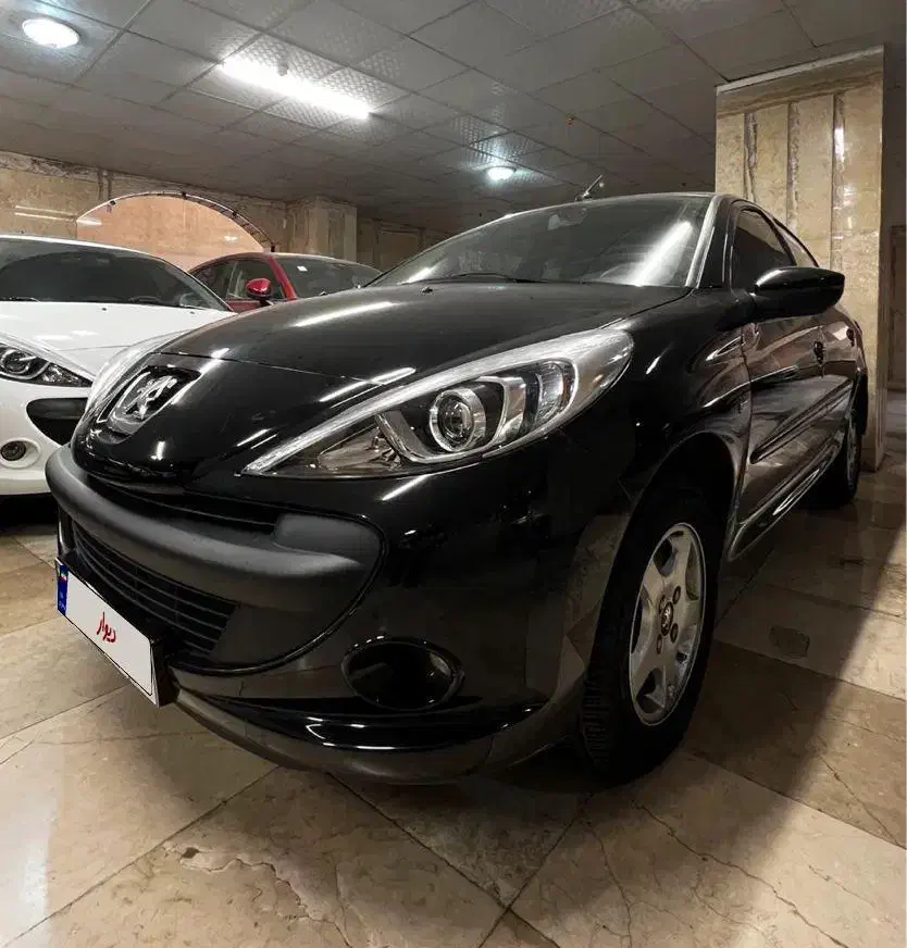 پژو ۲۰۷ اتوماتیک سقف فلز Tu5 در تهران - ۳ آبان ۱۴۰۴