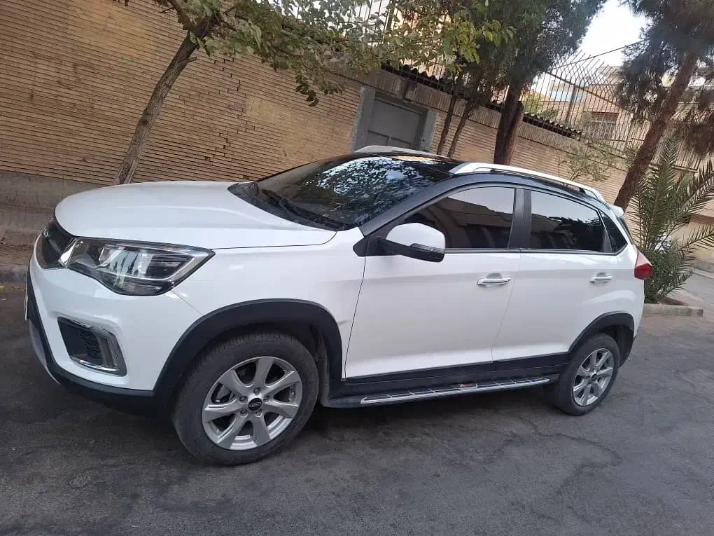 ماشین mvm X22 در اصفهان - ۲۶ آبان ۱۴۰۴