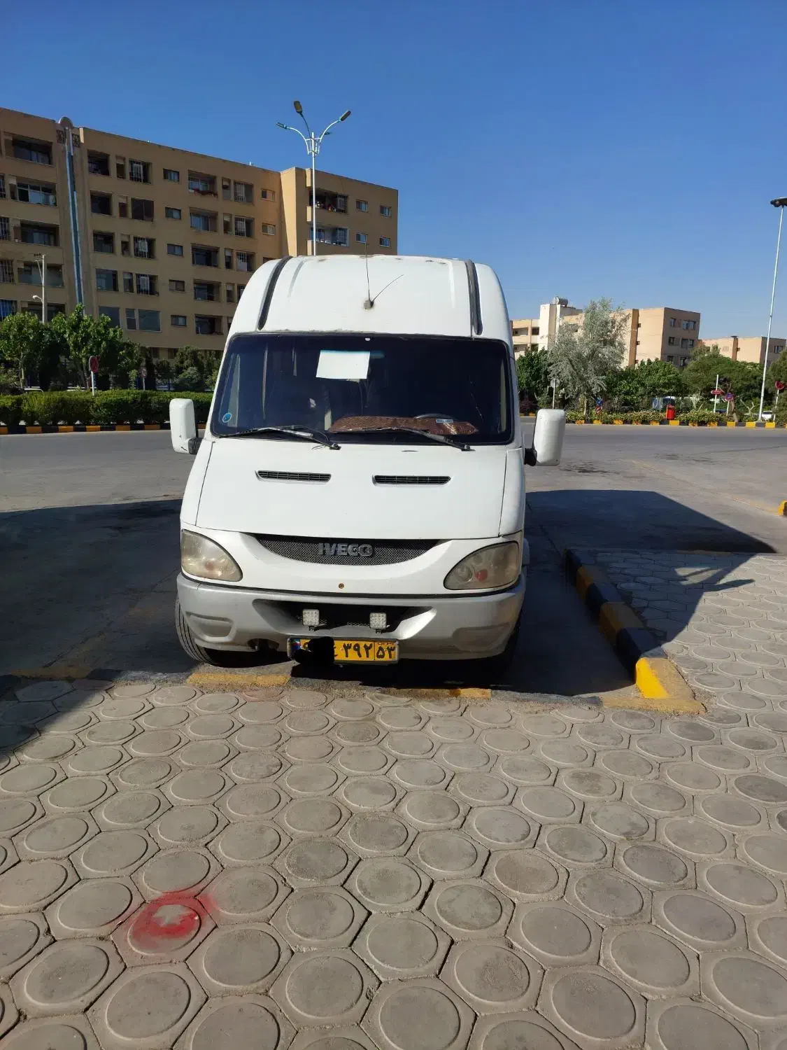 فروش مینی بوس اویکو آ50 a50 تمیز در اصفهان - ۲ مهر ۱۴۰۴