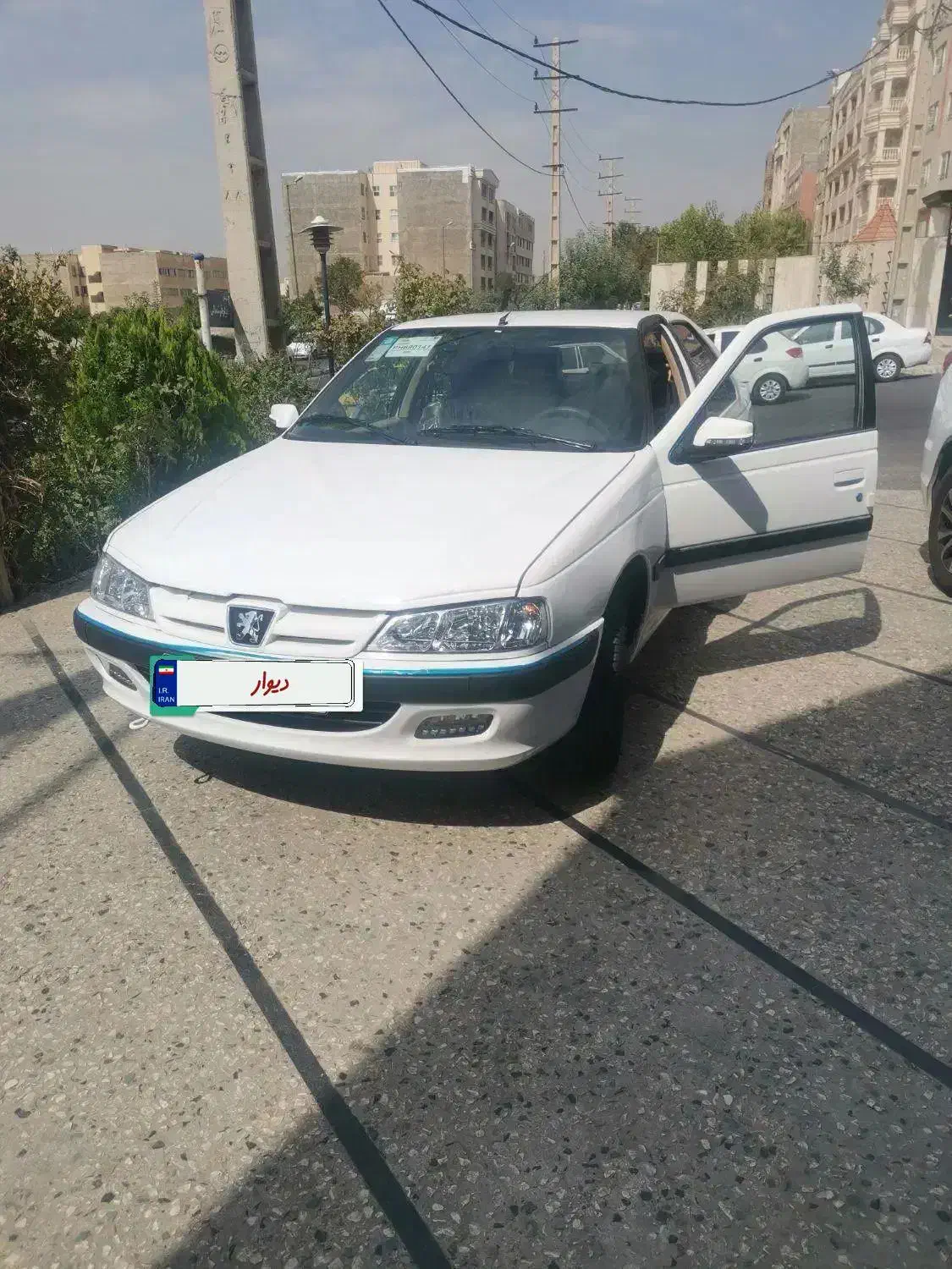 پژو پارس سال سفارشی XU7P 1402 در کرج - ۲۹ مهر ۱۴۰۴