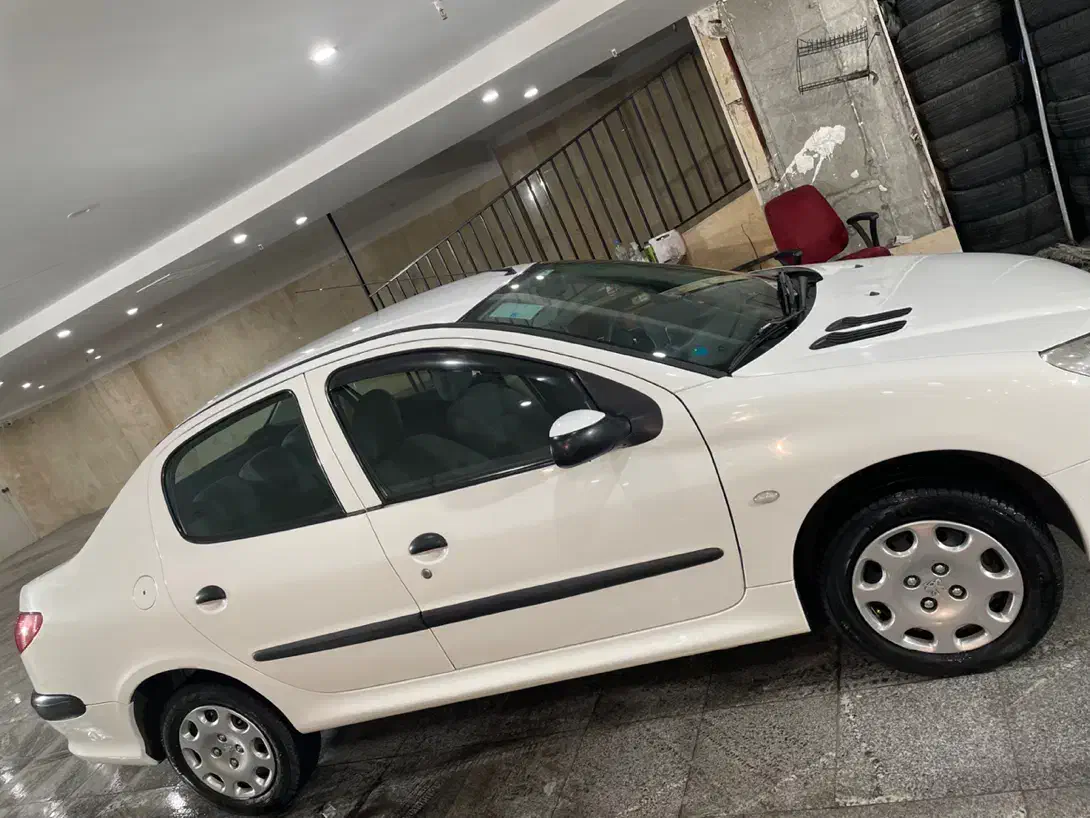 پژو ۲۰۶ صندوقدار مدل ۹۵ TU5 در تهران - ۱۱ آبان ۱۴۰۴