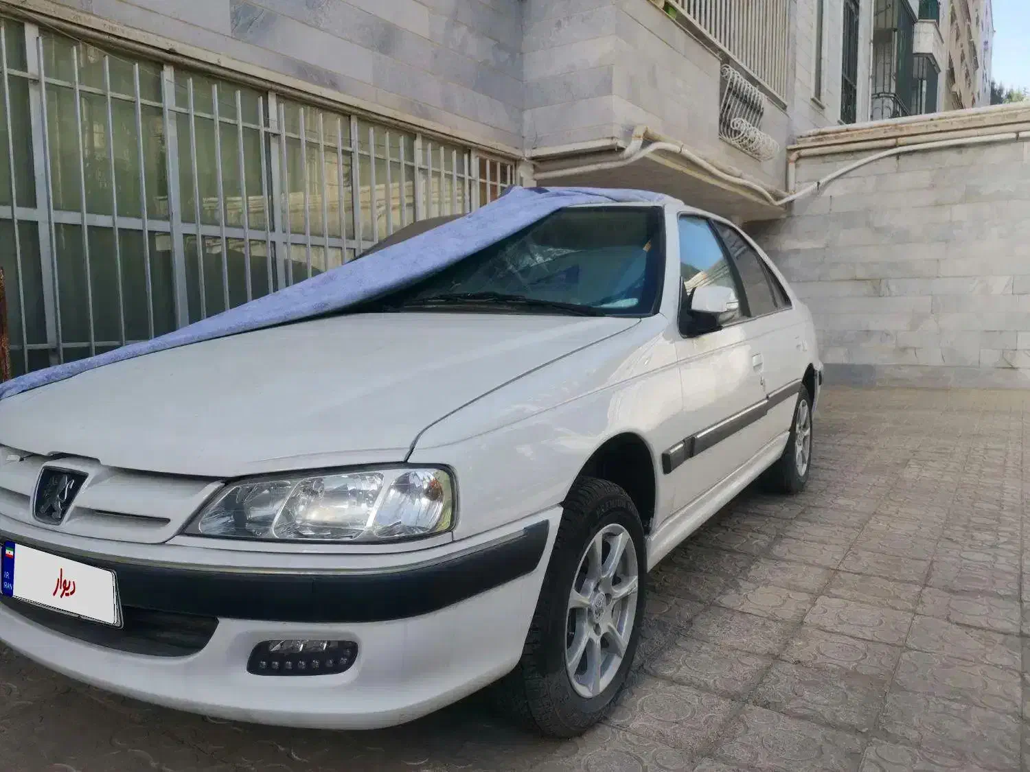 پژو پارس سال سفارشی XU7P 1402 در کرج - ۲۹ مهر ۱۴۰۴