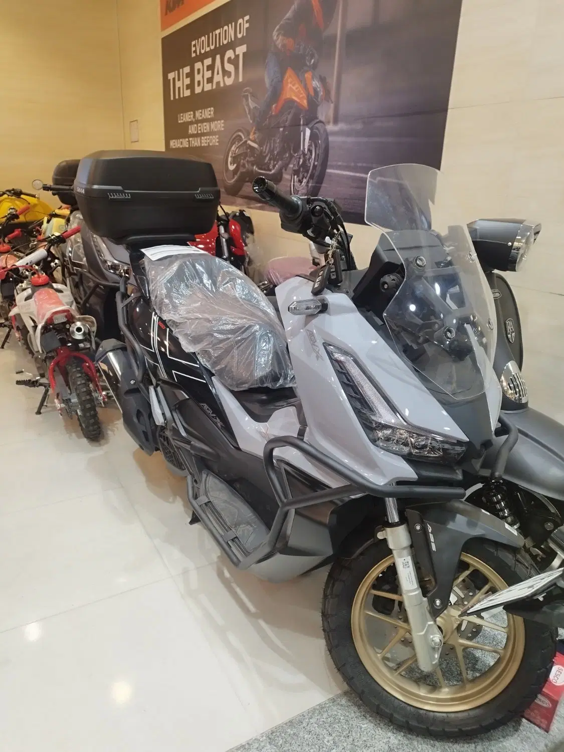 موتاو. سیکلت Agv 150x در بروجرد - ۱۳ خرداد ۱۴۰۵