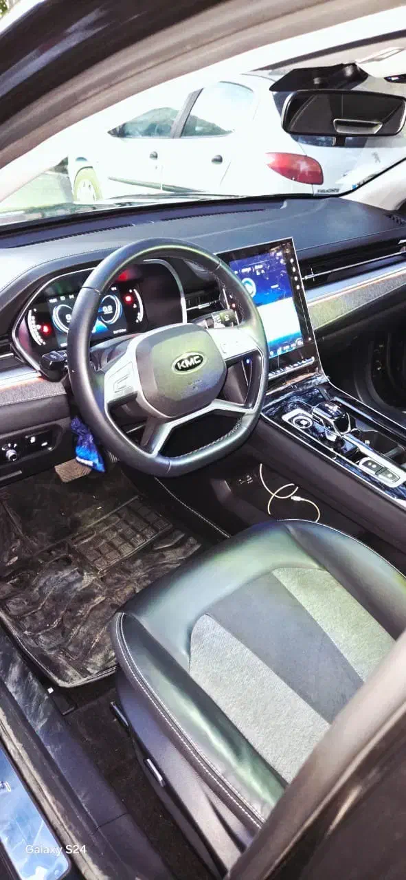 kmc j7 1402 در تهران - ۲۷ آبان ۱۴۰۴