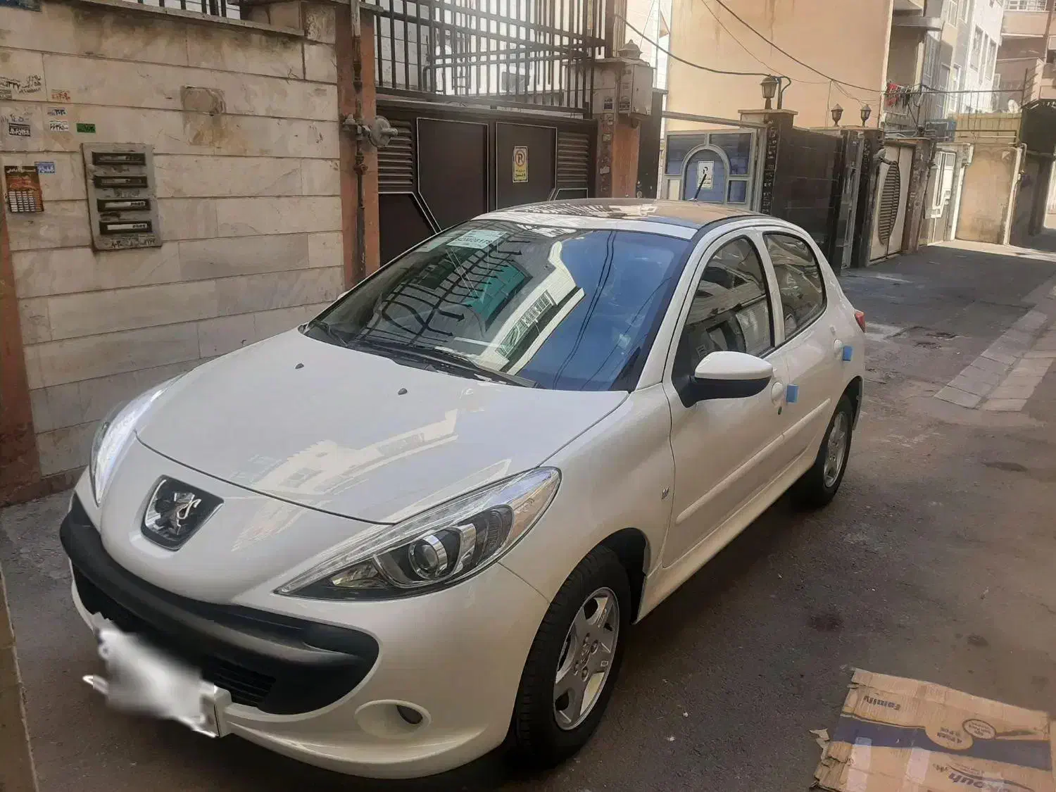 207 TU5p پلاس دستی پانا در تهران - ۱۸ آبان ۱۴۰۴