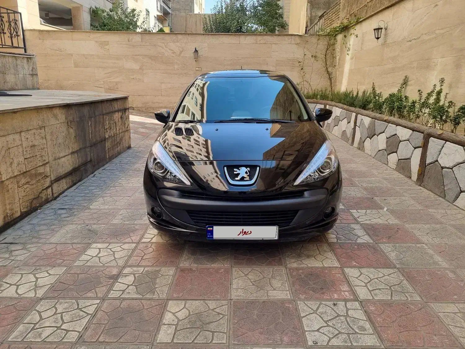 207 پانا 1401 در تهران - ۸ آبان ۱۴۰۴