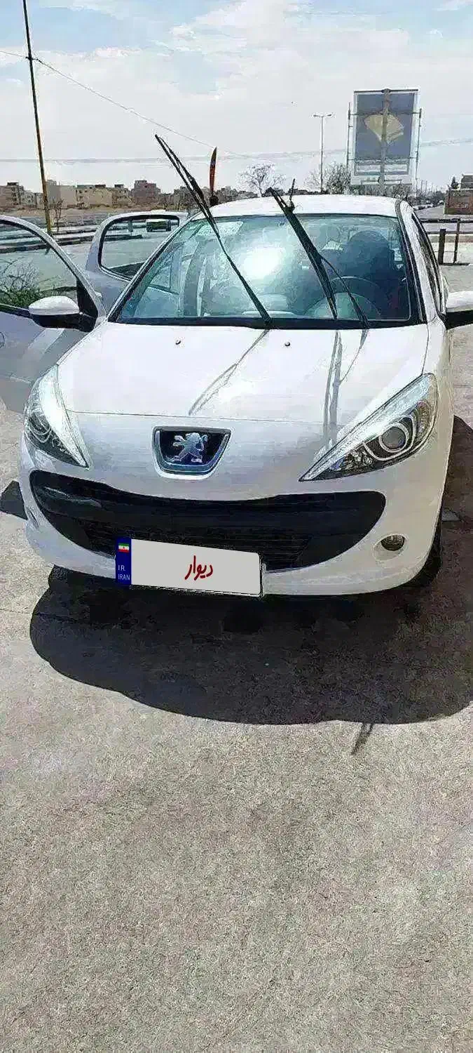 207i TU3 1403 در شاهین‌شهر - ۳۰ آبان ۱۴۰۴