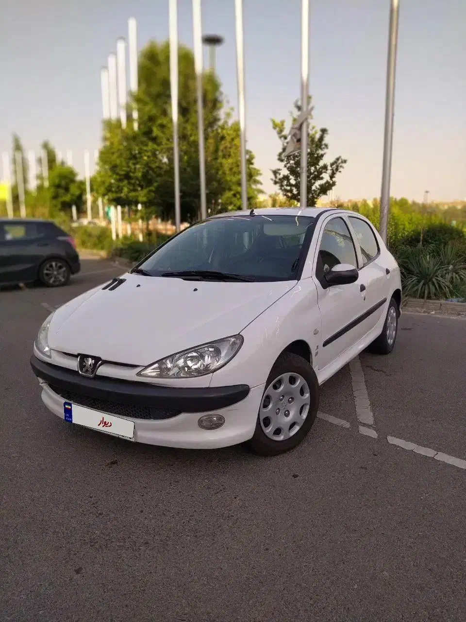 پژو 206 تیپ 5 مدل 1395 بیرنگ در تهران - ۱۲ آبان ۱۴۰۴