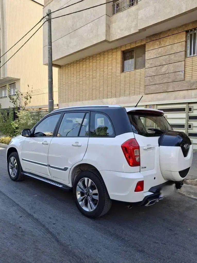 خودرو x33 S اتوماتیک مدل ۹۶ در اصفهان - ۱۰ آبان ۱۴۰۴