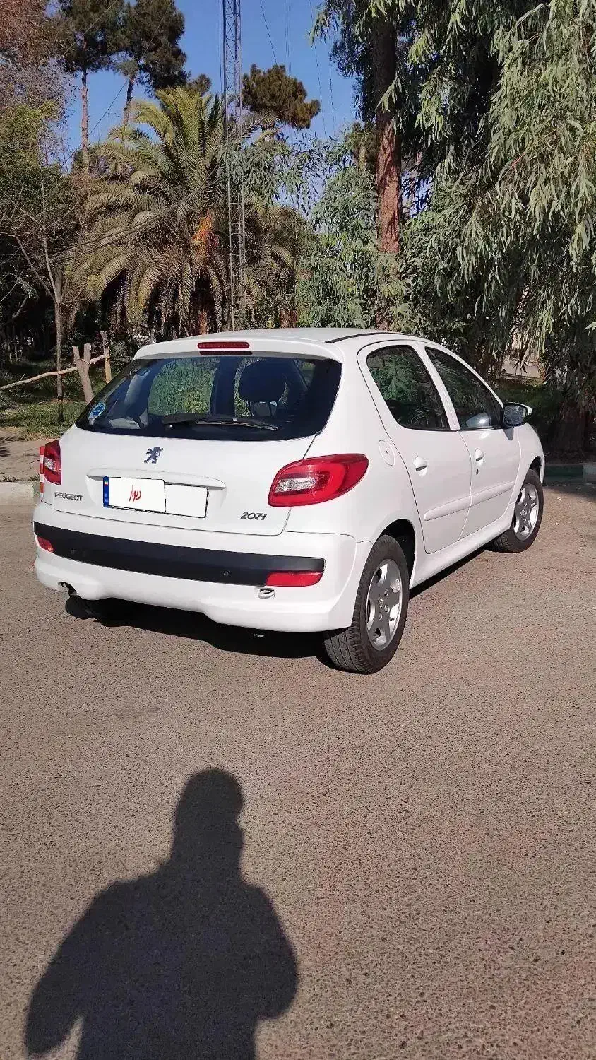 207 اتومات سقف فلز TU5P مدل۱۴۰۳ در قم - ۱۰ آبان ۱۴۰۴