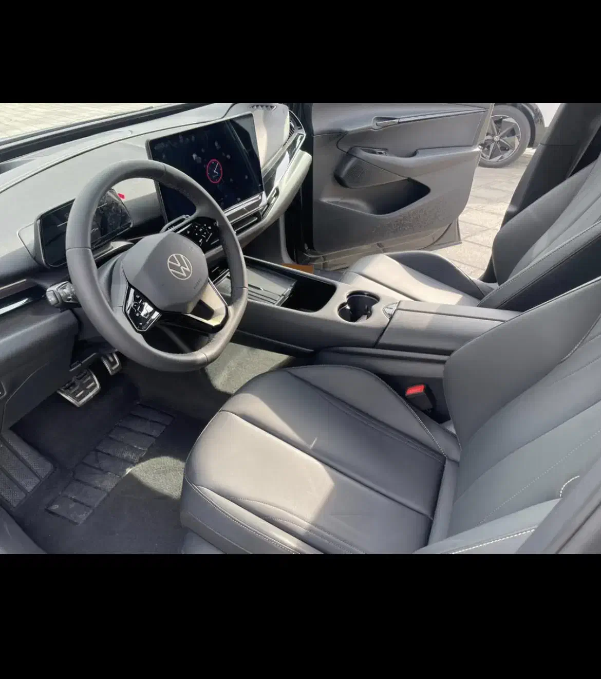 فولکس واگن ای دی یونیکس ۲۰۲۵ID unyx در تهران - ۷ دی ۱۴۰۴