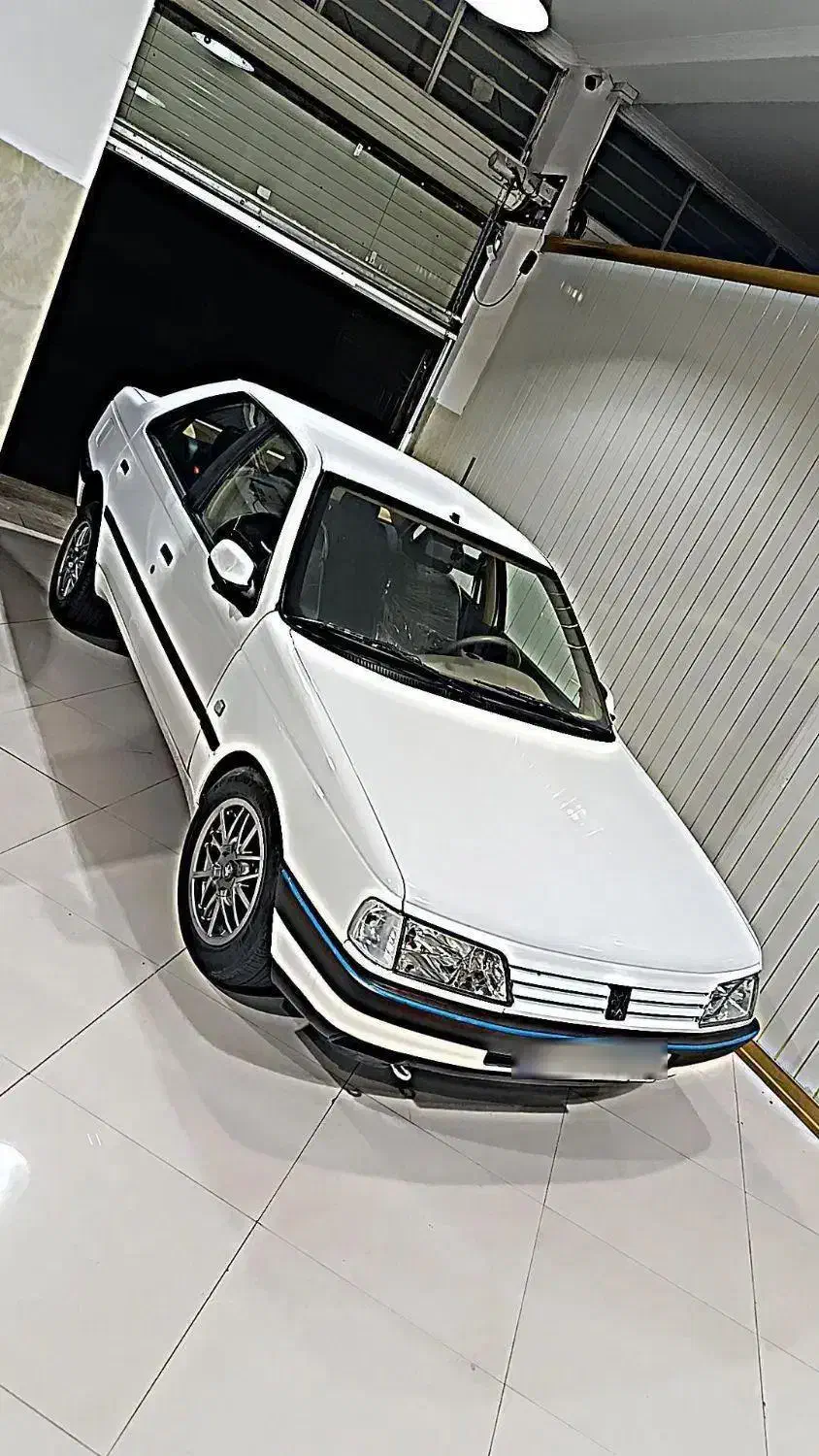 405 سفید اتاق تعویض ۱۴۰۴ در کرمان - ۶ آذر ۱۴۰۴