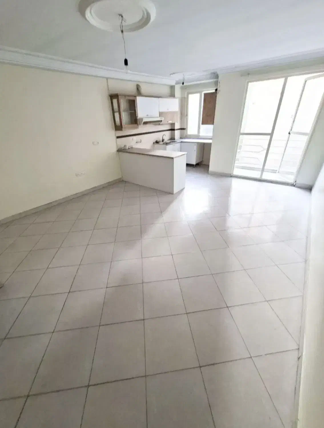 اجاره ۵۵متر فول امکانات خیابان شیخ صفی(گلپایگانی ها) در تهران - ۸ آبان ۱۴۰۴