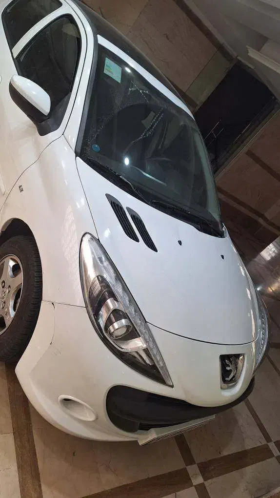 پژو 207 پاناروما - مدل 1401 در تهران - ۴ آبان ۱۴۰۴