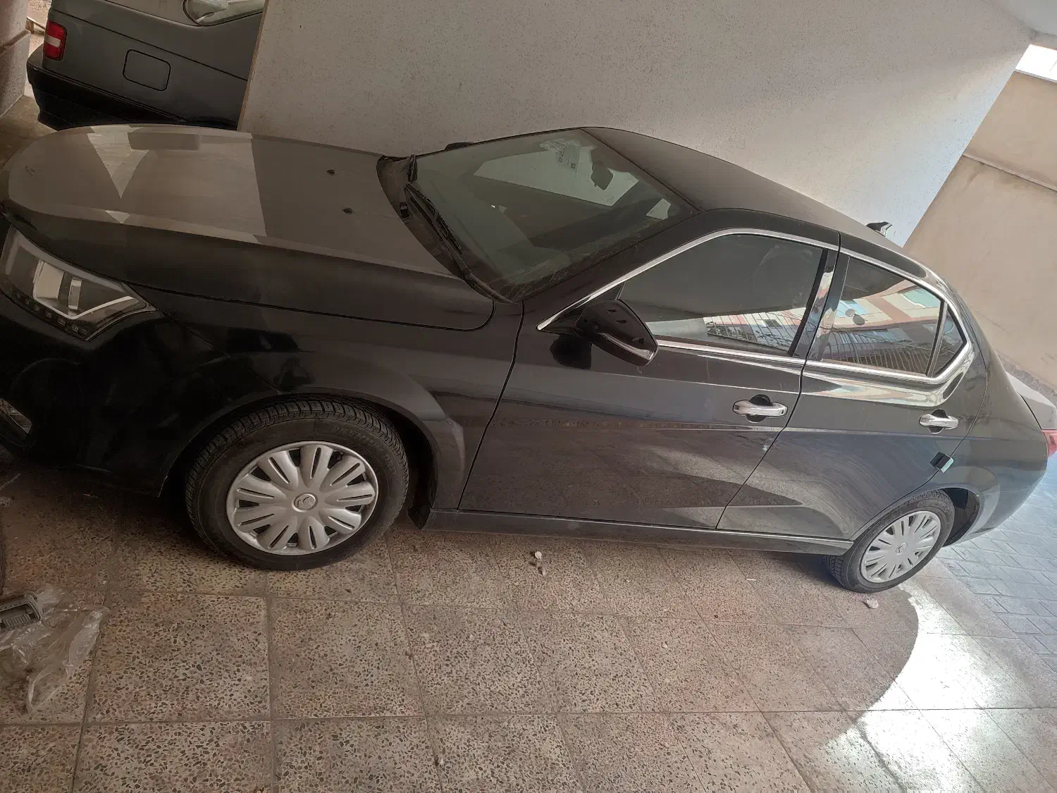 دنا پلاس EF7 مشکی متالیک(آبنوس) مدل برج11سال 1401 در تهران - ۱۶ آبان ۱۴۰۴