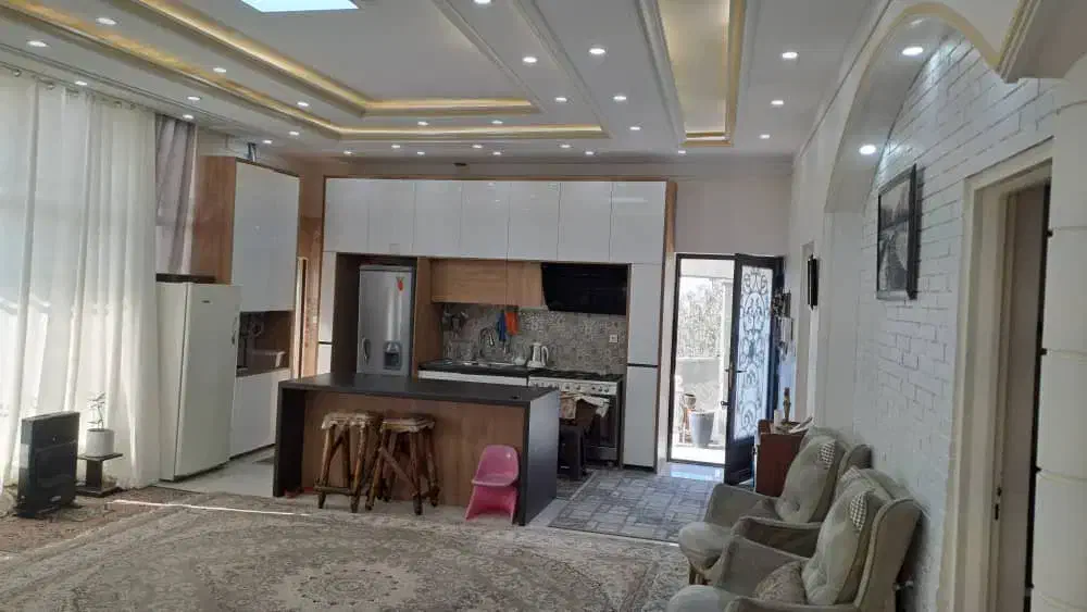 اجاره ۳۰۰متر ویلا سالانه مهراباد رودهن در رودهن - ۳ دی ۱۴۰۴