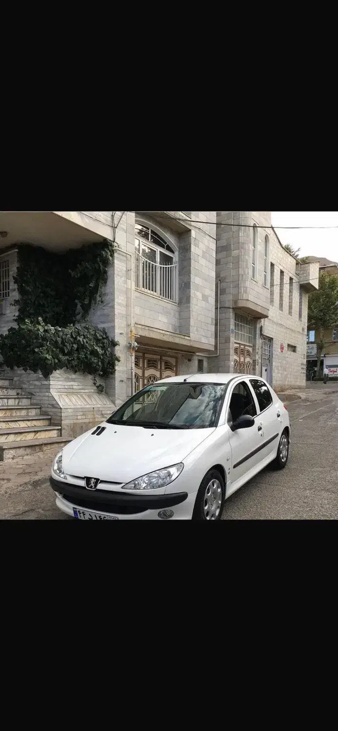 پژو206تیپ5مدل94بیرنگ کم کارکرد در تهران - ۲ آذر ۱۴۰۴
