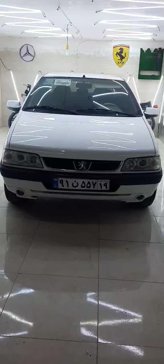 پژو 405slx در کرمانشاه - ۶ آبان ۱۴۰۴